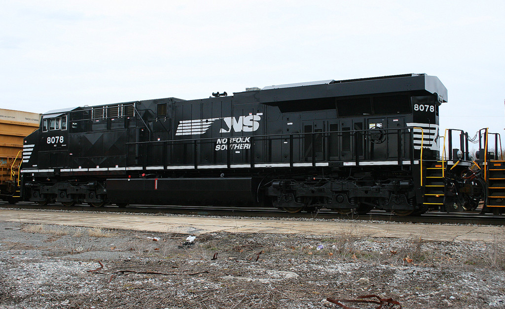 NS 8078